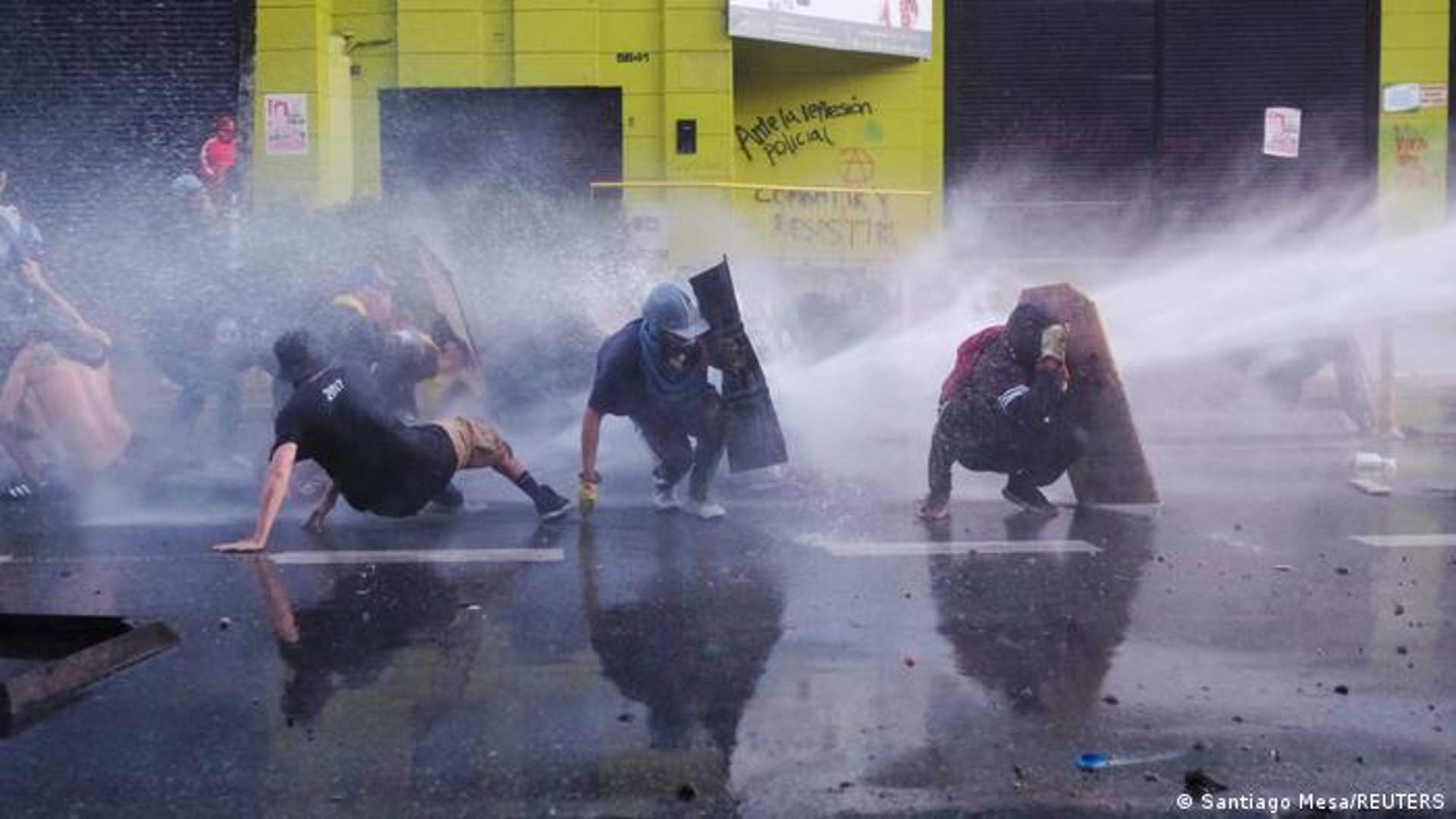 Navidad de la primera línea: loable, pero "inconstitucional" | Cambio ...