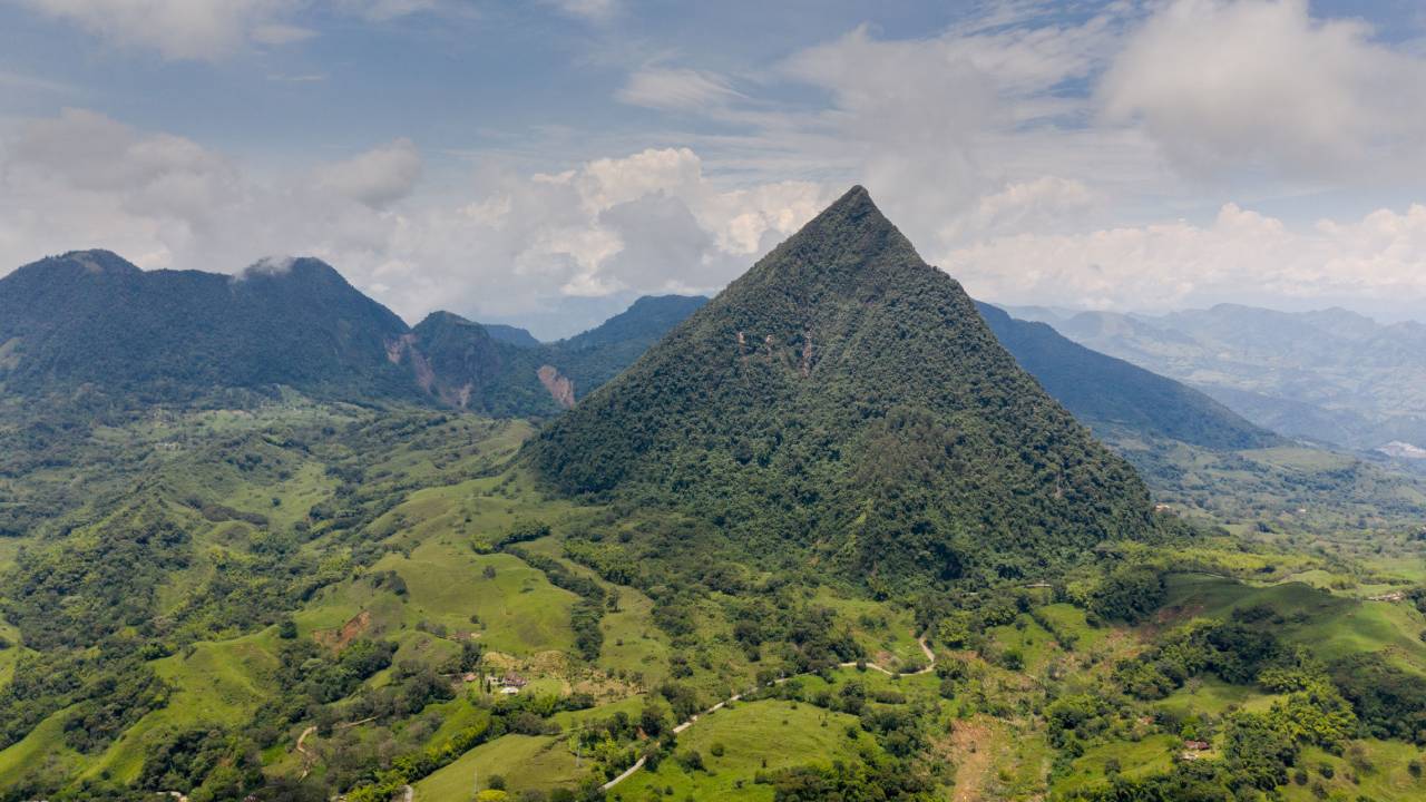 Cerro Tusa, un parque que aportará a la protección del patrimonio ...