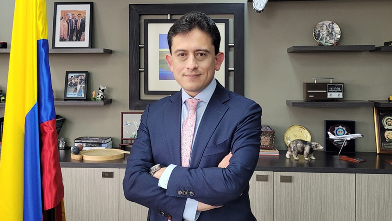 Luis Carlos Reyes renuncia al Ministerio de Comercio: ¿qué llevó a su ...