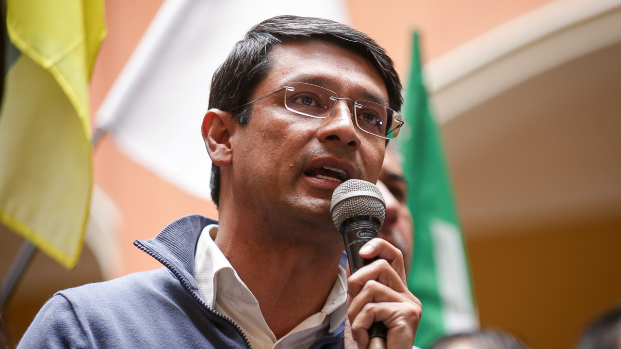 Marcha del silencio: Camilo Romero propone a candidatos marchar con sus contradictores