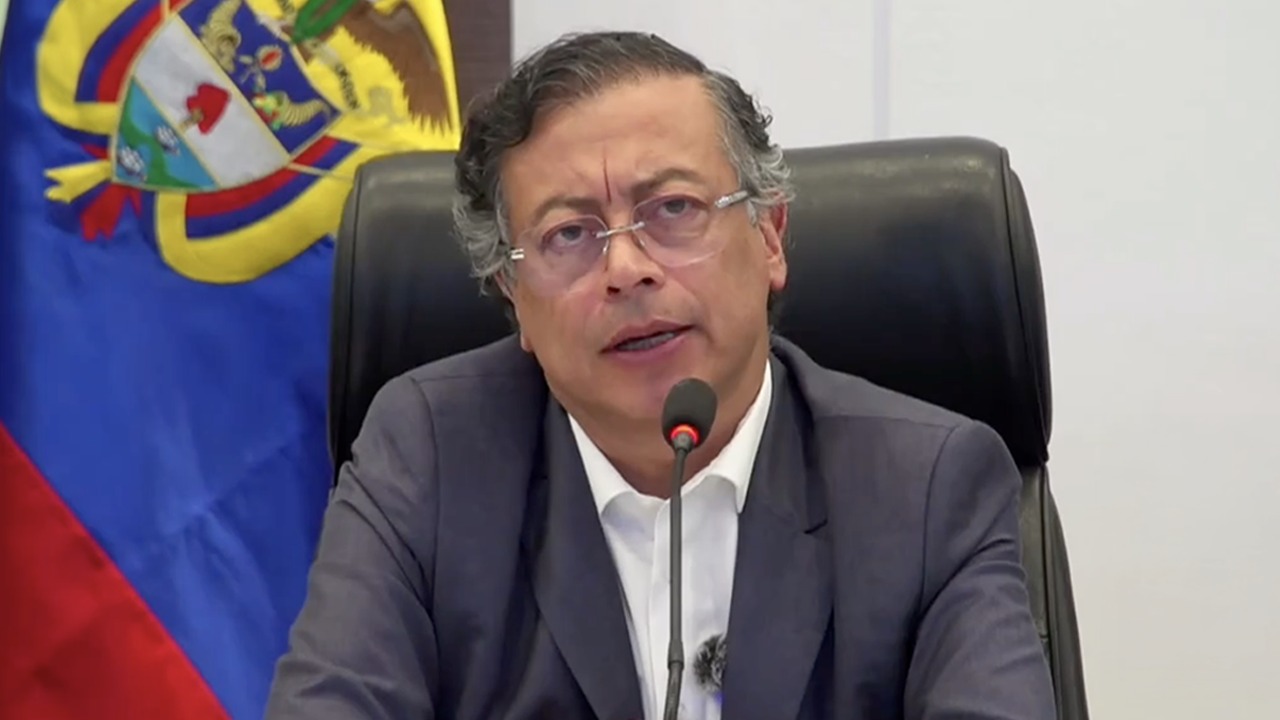 Gustavo Petro condena atentado contra Miguel Uribe y defiende la democracia en alocución ...
