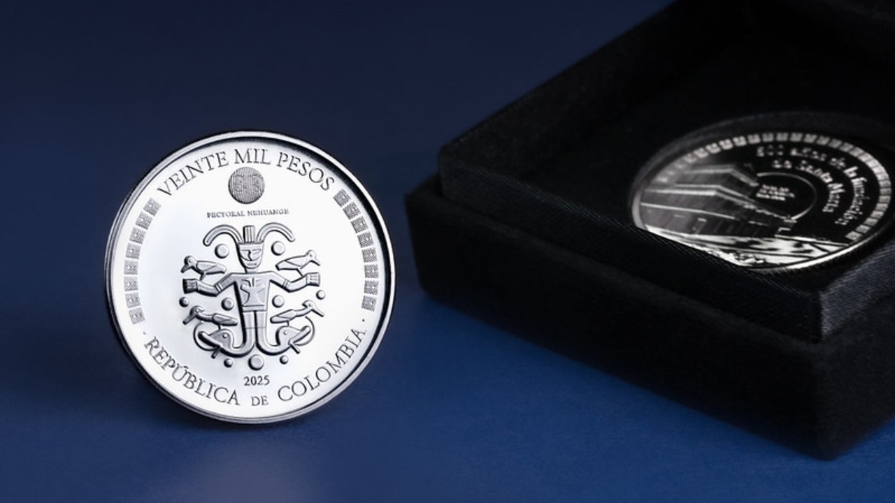 Waifumia poen her replies are straightforward as well as